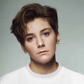 Sarah Keyworth | Comedy | Speakers Corner